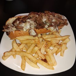 Mr Pizza Gorham, NH 03581 | Discover Full Menu, Reviews & Directions